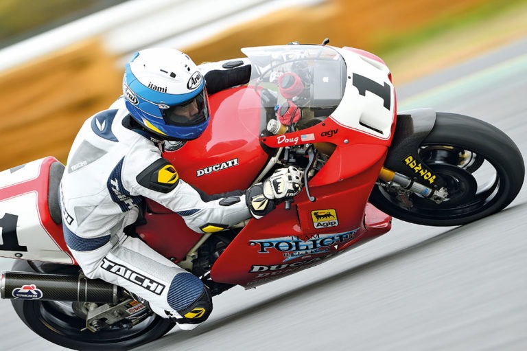 Prova in pista della Ducati 888 di Doug Polen - CuoreDesmo